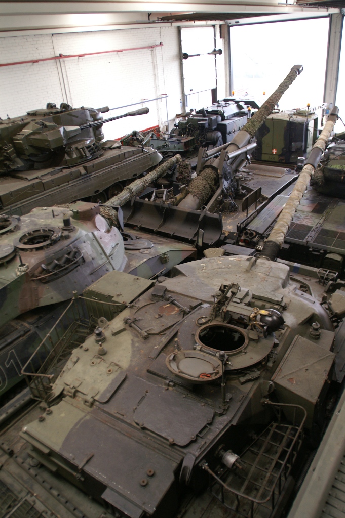 Collectors > Chieftain Main Battle Tank MBT